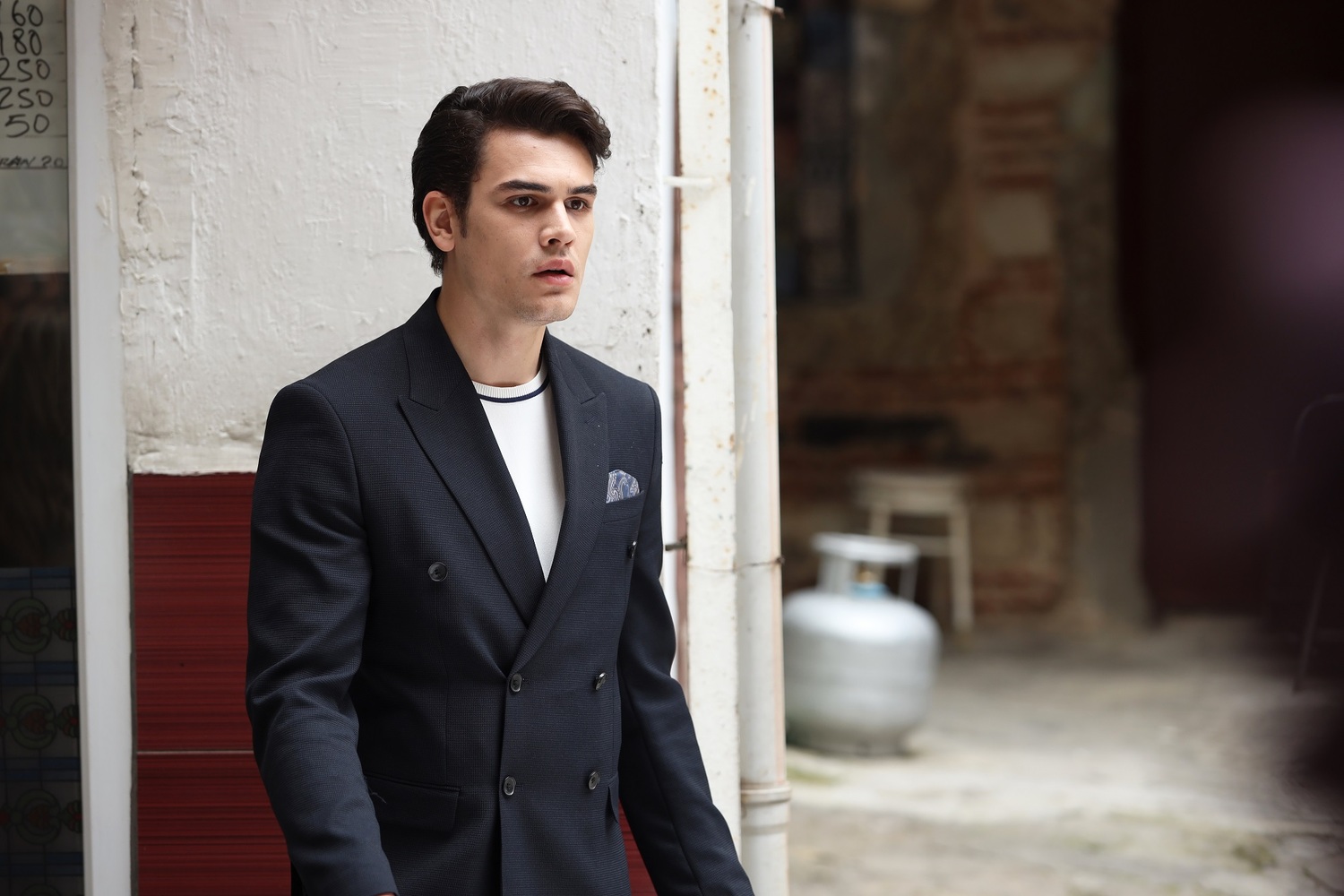 Yalan (The Family Burden) - Season 1, Episode 2 – Summary, Photos ...