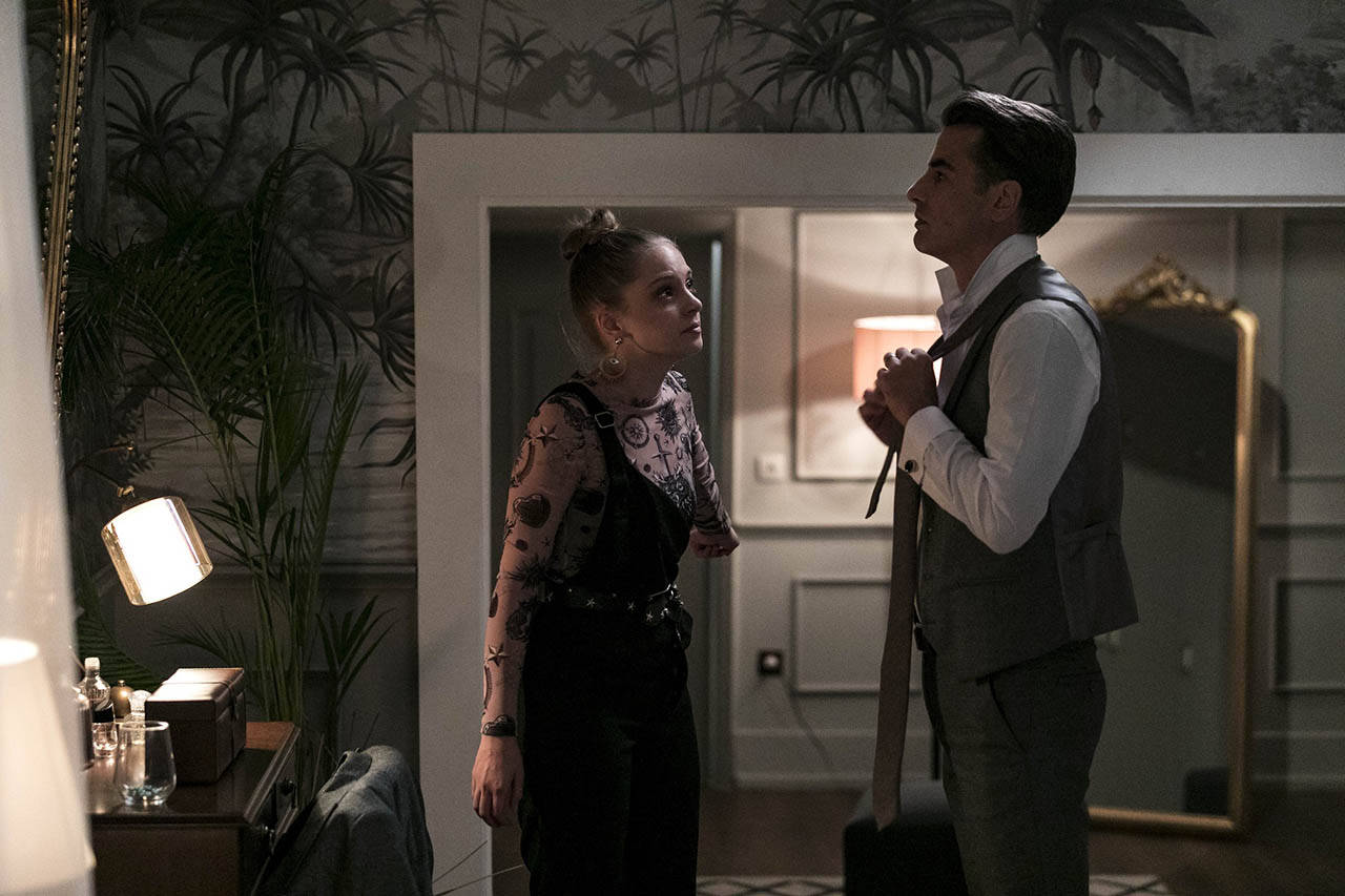Yeni Hayat (New Life) - Season 1, Episode 9 – Summary, Photos, Trailers ...