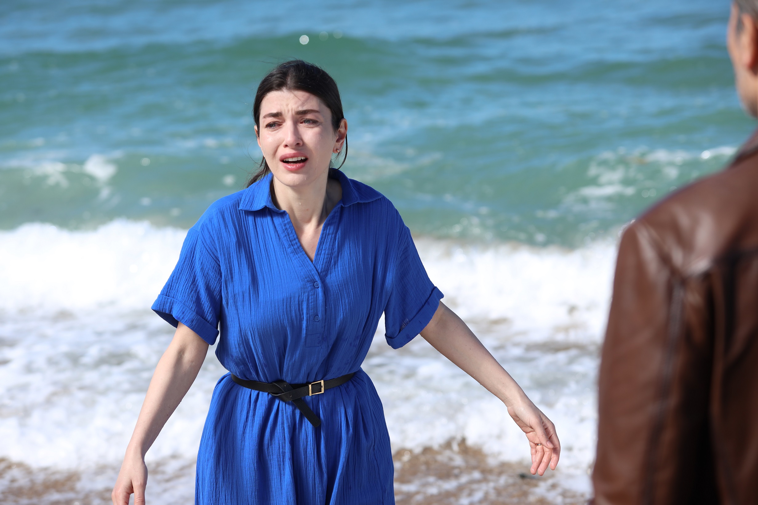 Yalan (The Family Burden) - Season 1, Episode 4 – Summary, Photos ...