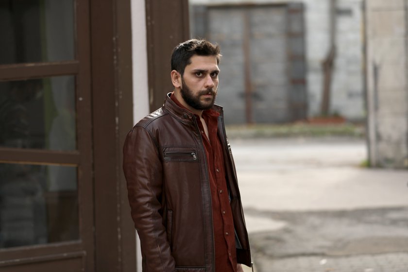 Ramo - Season 2, Episode 14 – Summary, Photos, Trailers - Dizilah