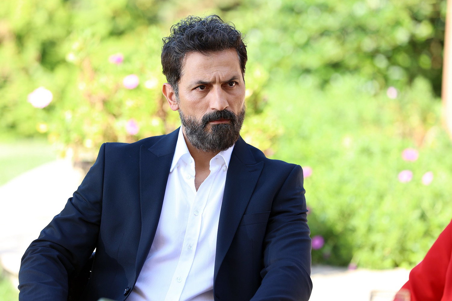 Yalan (The Family Burden): Season 1, Episode 19 - Dizilah