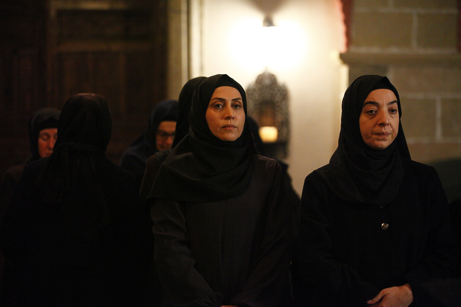 Kızıl Goncalar (Red Roses): Season 2, Episode 14 - Dizilah