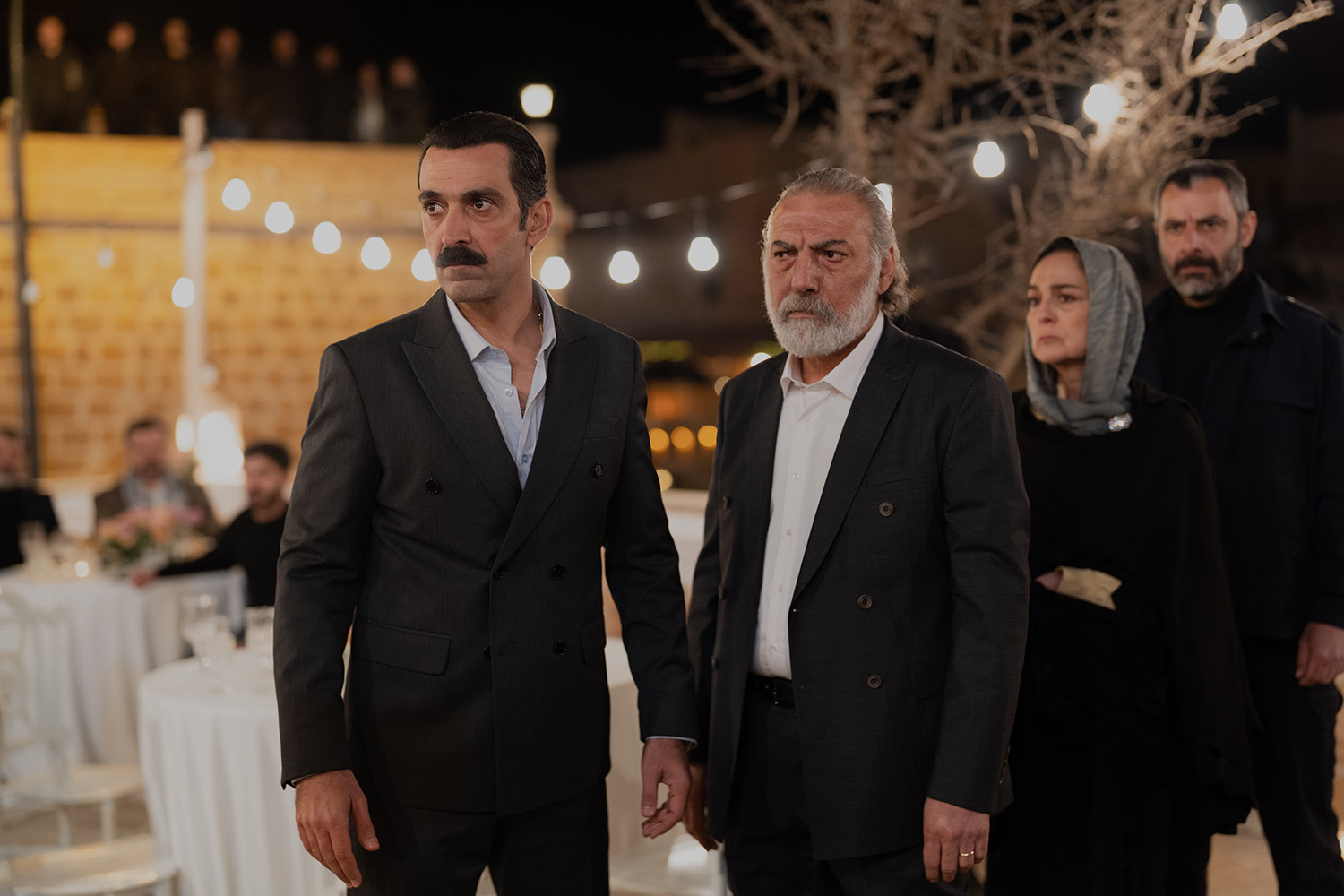 Sahipsizler (Six of Us) - Season 1, Episode 9 – Summary, Photos ...