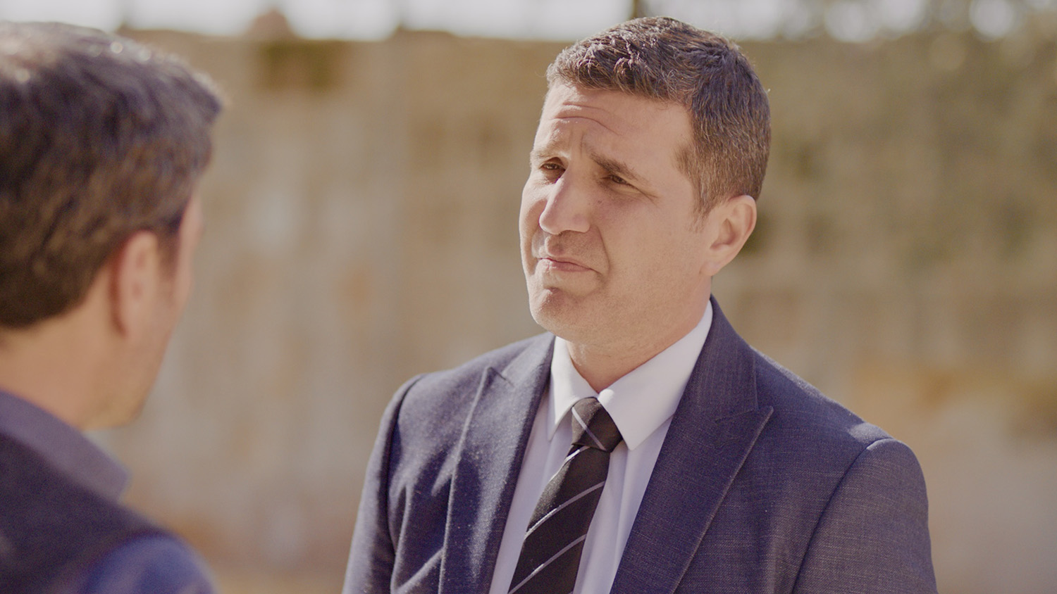 Uzak Şehir: Season 1, Episode 11 - Dizilah