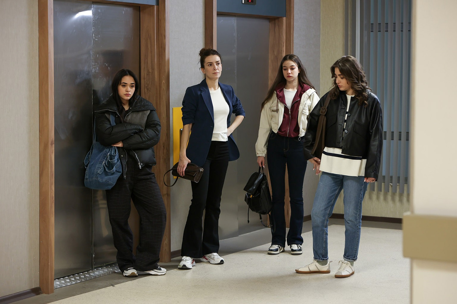 Bahar (Blooming Lady) - Season 2, Episode 23 – Summary, Photos ...