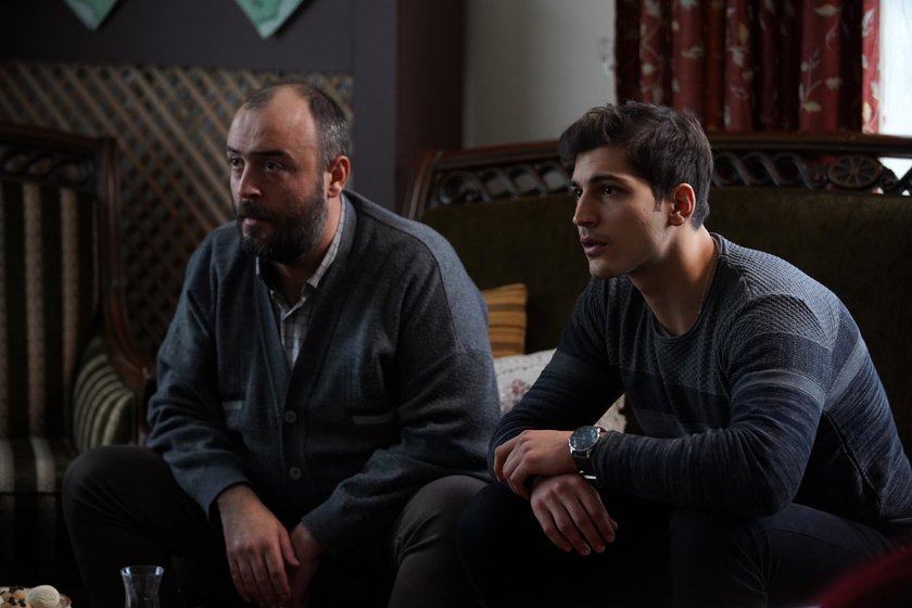 Baba - Season 1, Episode 1 – Summary, Photos, Trailers - Dizilah
