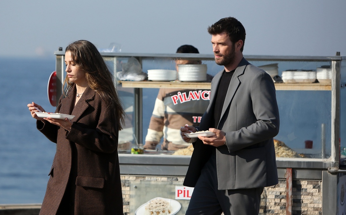 Aile (The Family) - Season 1, Episode 1 – Summary, Photos, Trailers ...