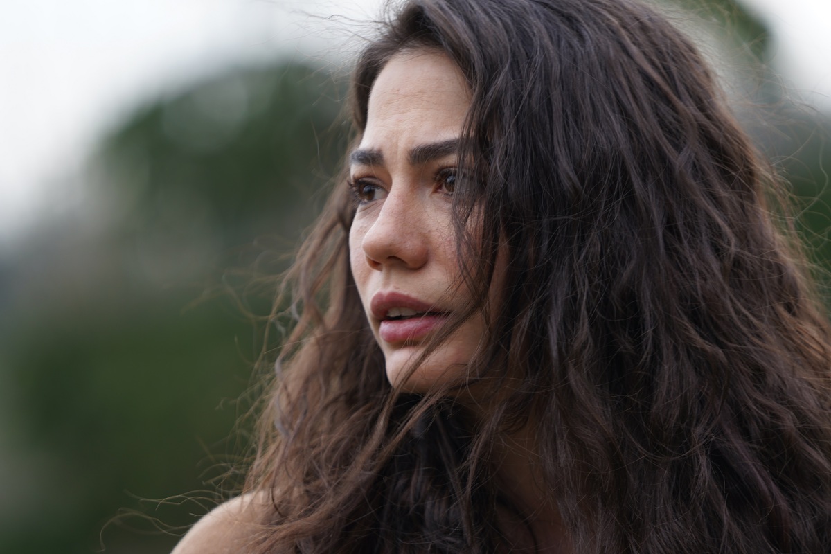Adım Farah (My Name Is Farah) - Season 1, Episode 2 – Summary, Photos ...