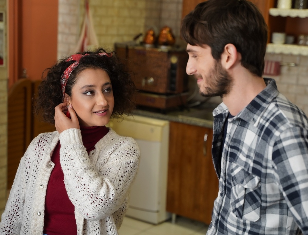 Güzel Günler (Forever Together): Season 1, Episode 16 - Dizilah