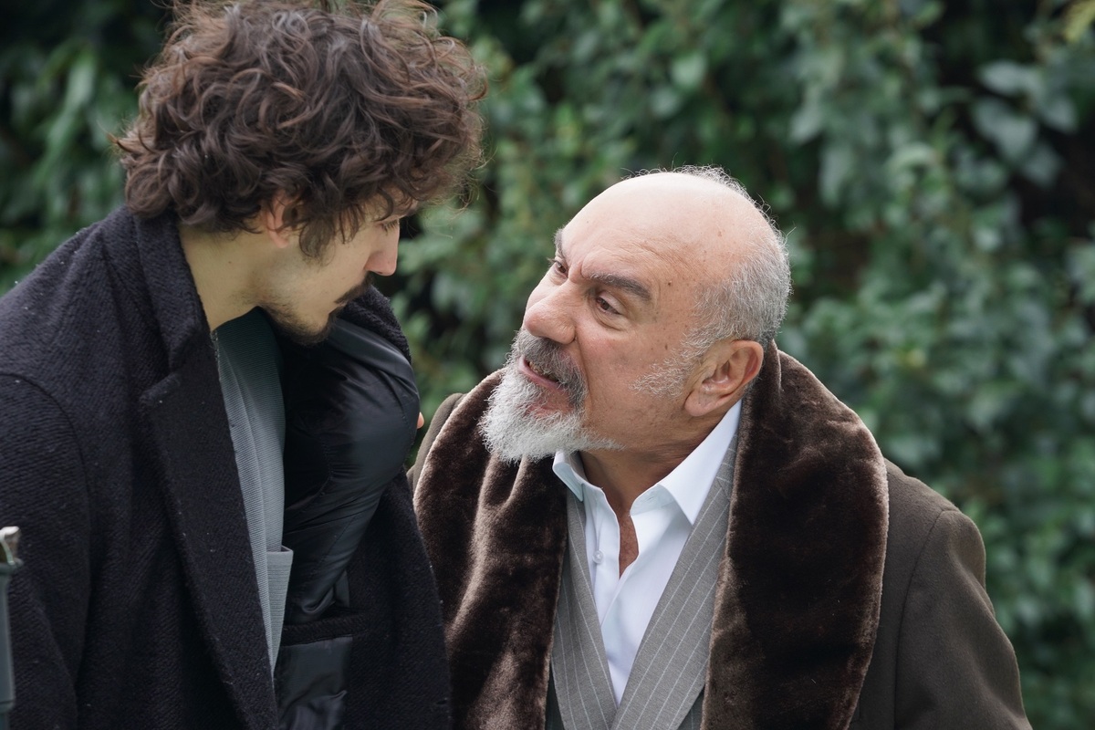 Adım Farah (My Name Is Farah) - Season 1, Episode 4 – Summary, Photos ...