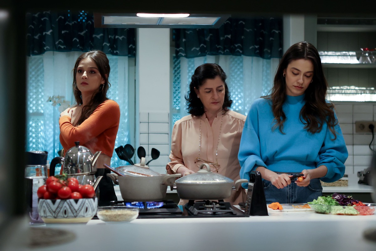 Yüz Yıllık Mucize (Miracle of Love) - Season 1, Episode 3 – Summary ...