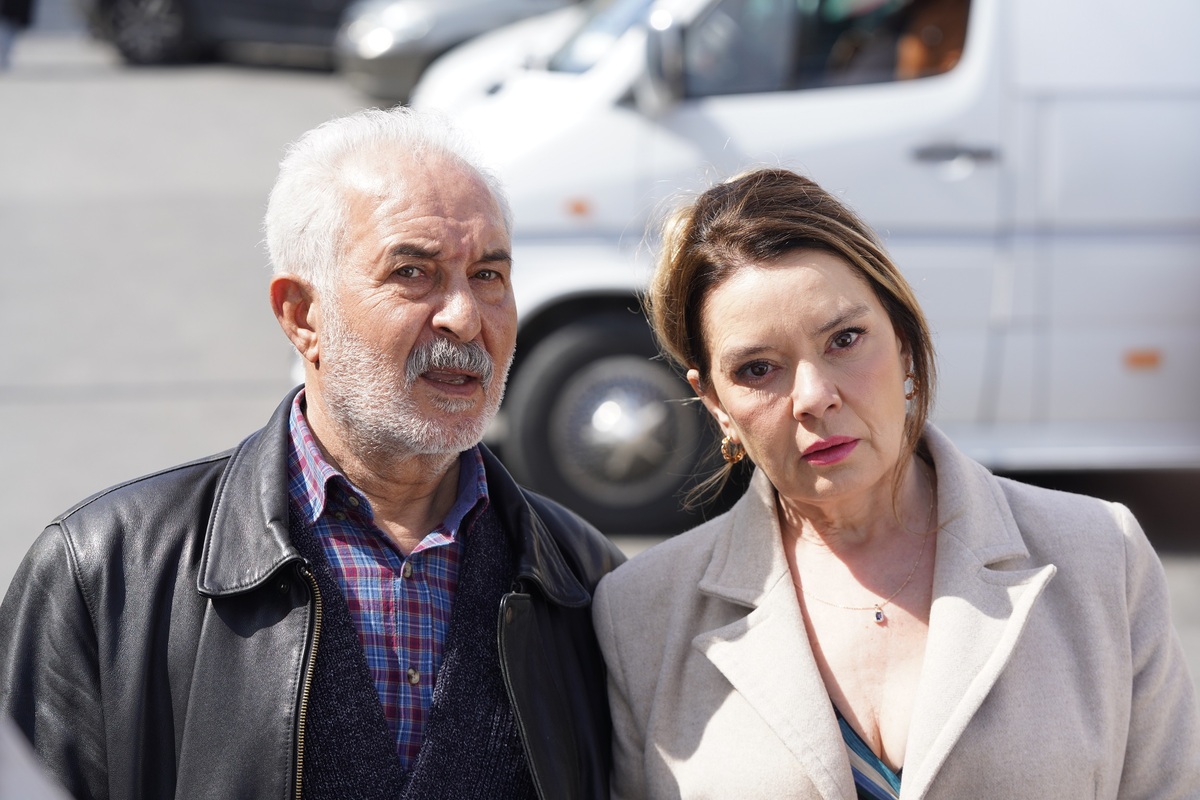 Adım Farah (My Name Is Farah) - Season 1, Episode 9 – Summary, Photos ...