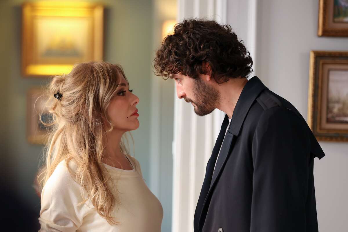 Yüz Yıllık Mucize (Miracle of Love): Season 1, Episode 6 - Dizilah