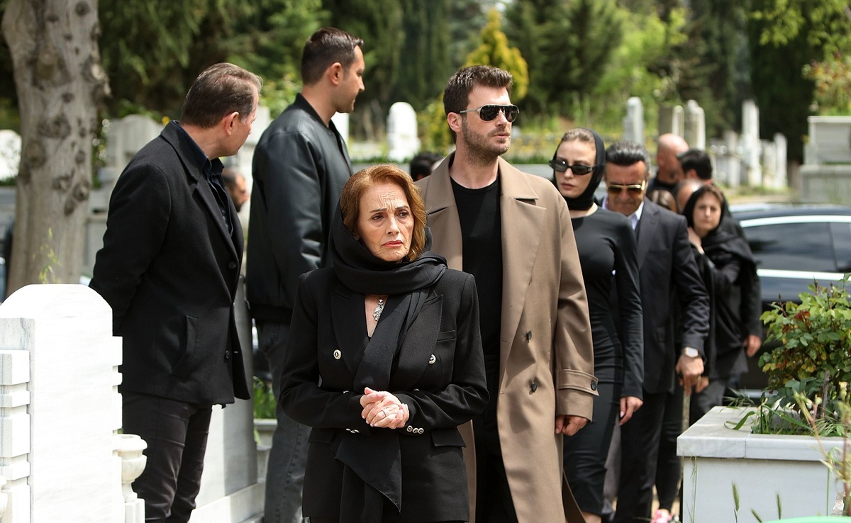 Aile (The Family) - Season 1, Episode 11 – Summary, Photos, Trailers ...