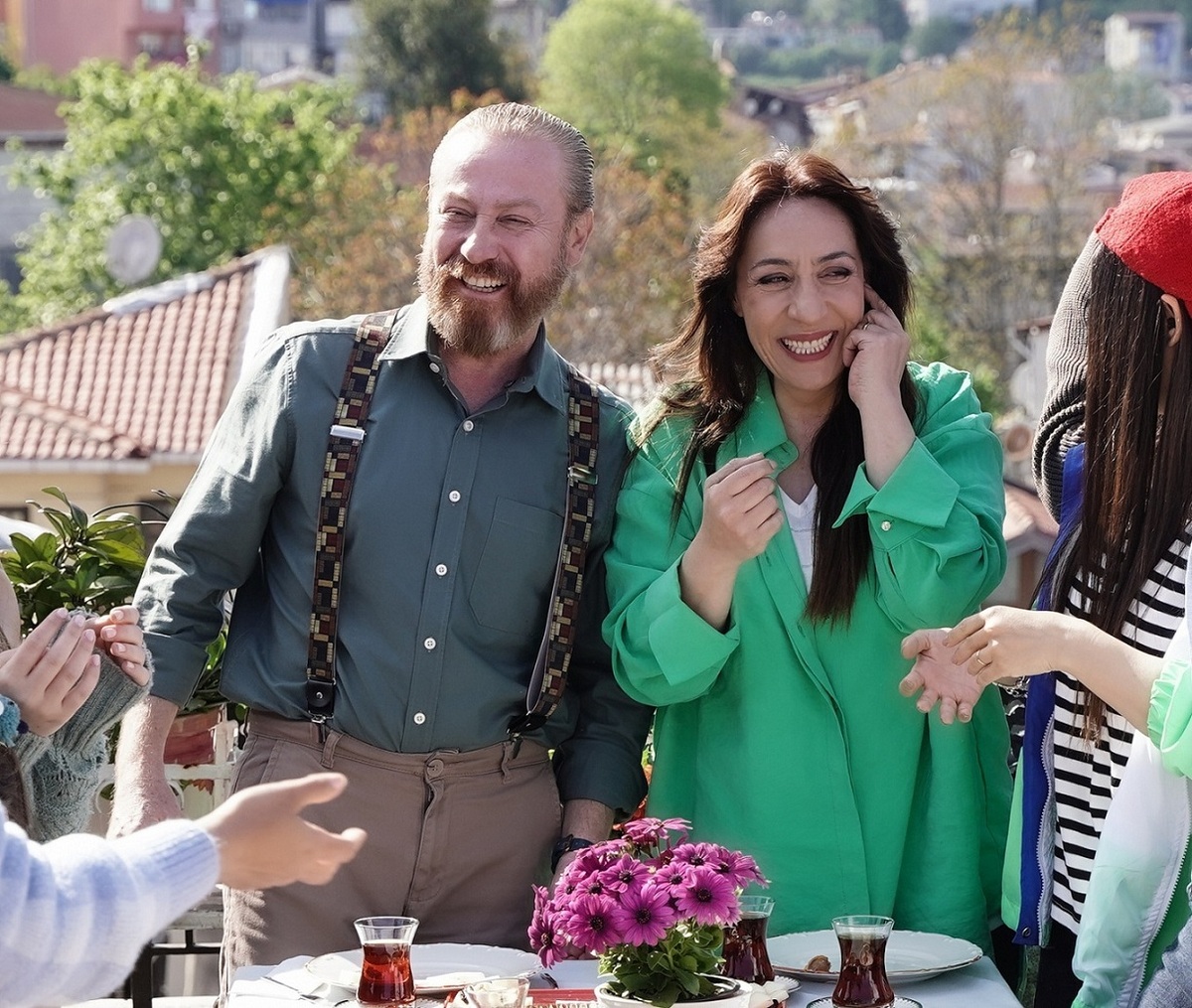 Güzel Günler (Forever Together): Season 1, Episode 26 - Dizilah