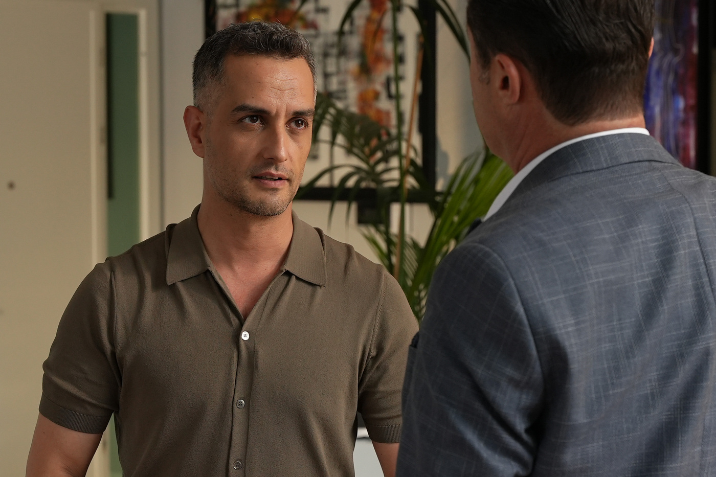 Ruhun Duymaz (Love Undercover) - Season 1, Episode 1 – Summary, Photos, Trailers - Dizilah