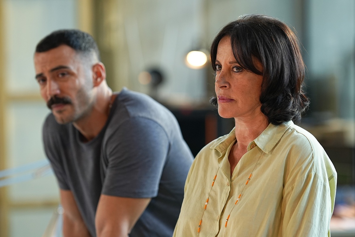 Ruhun Duymaz (Love Undercover) - Season 1, Episode 7 – Summary, Photos ...