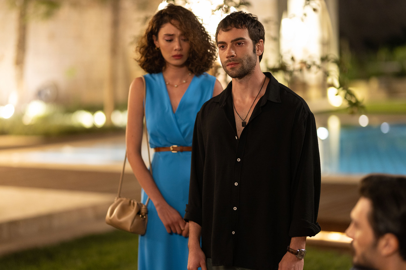 Safir - Season 1, Episode 2 – Summary, Photos, Trailers - Dizilah