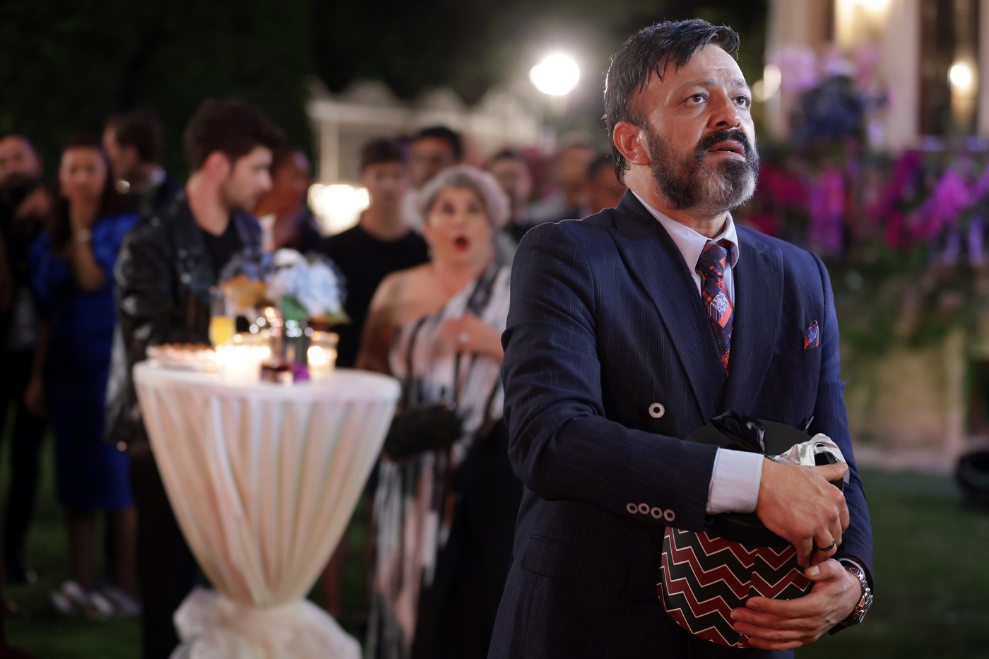 Kirli Sepeti (Dirty Laundry) - Season 1, Episode 1 – Summary, Photos ...