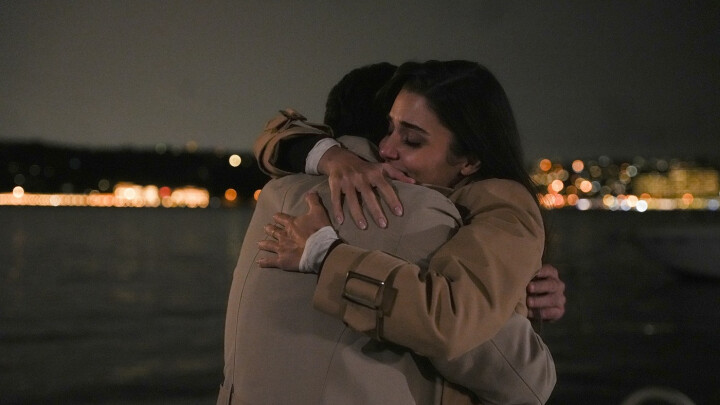 Bambaşka Biri (Another Love) - Season 1, Episode 7 – Summary, Photos ...