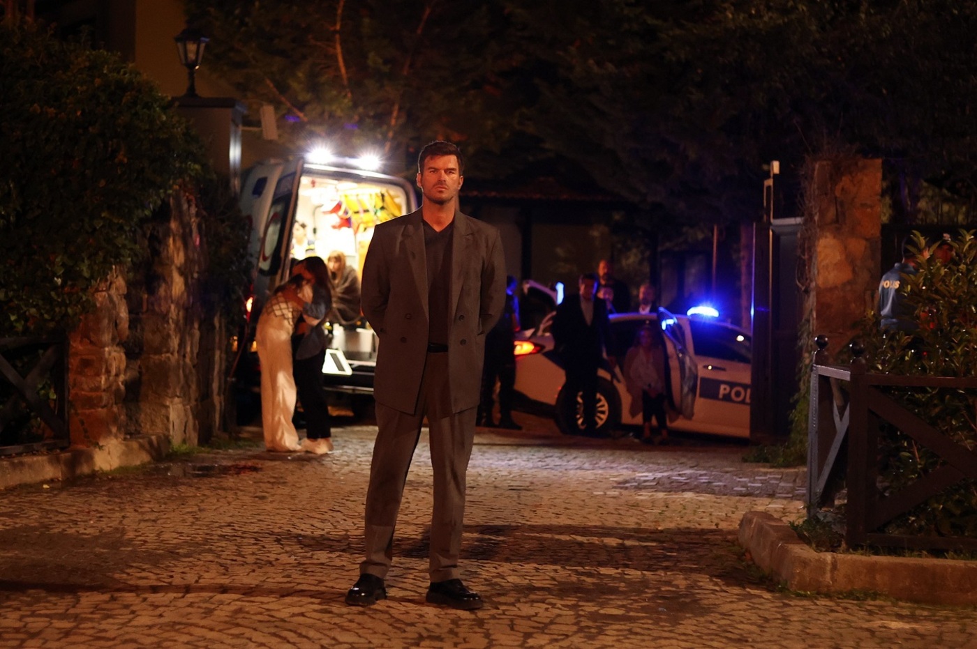 Aile (The Family) - Season 2, Episode 4 – Summary, Photos, Trailers ...