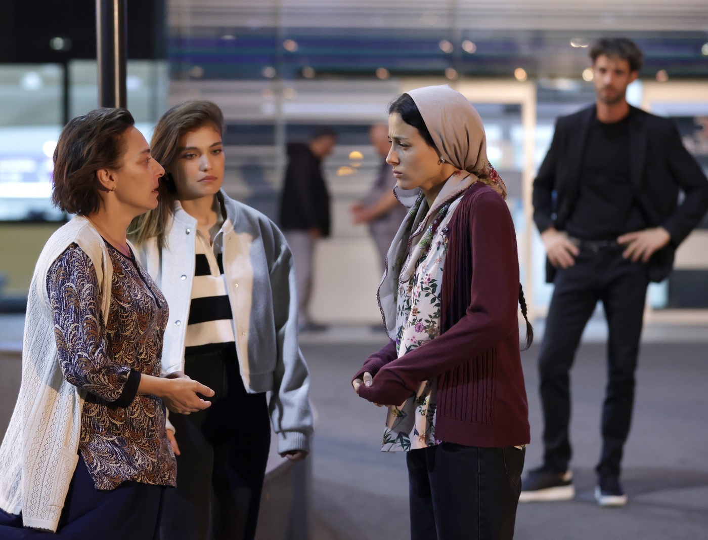 Kirli Sepeti (Dirty Laundry) - Season 1, Episode 6 – Summary, Photos ...