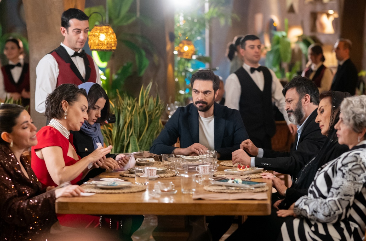 Kirli Sepeti (Dirty Laundry): Season 1, Episode 13 - Dizilah